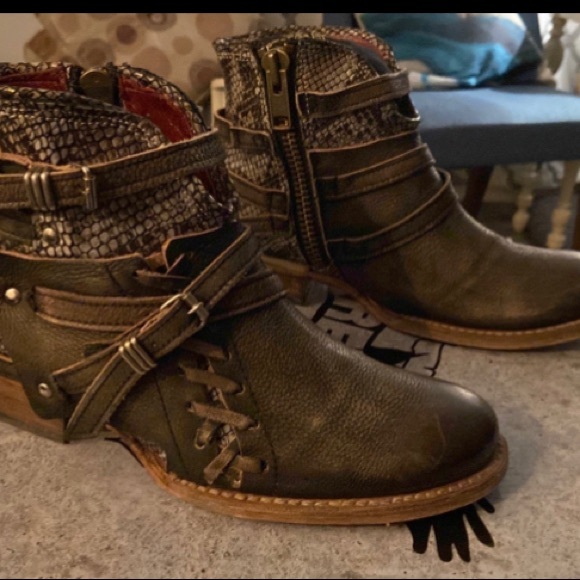 Freebird by Steven | Shoes | Freebird By Steven Belfast | Poshmark